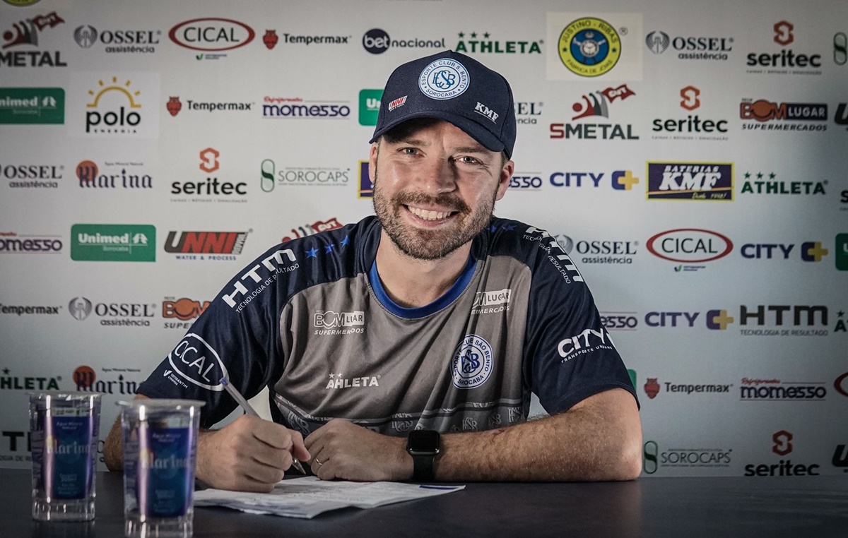 Bruno Formigoni pendura as chuteiras e ganha chance na comissão técnica ...